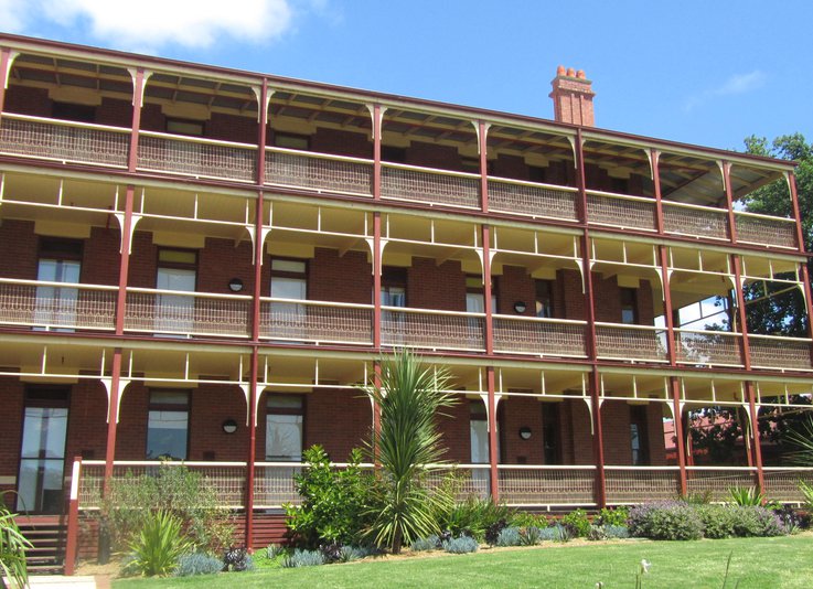 Yarra House - Melbourne